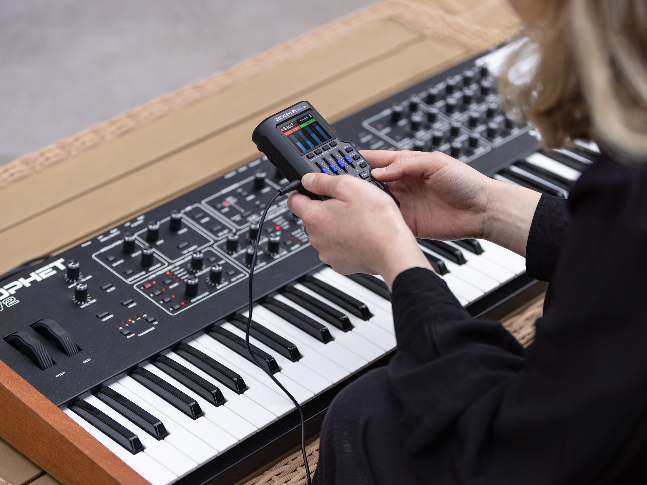 R4 MultiTrak 4-Track Recorder | Buy Now | ZOOM